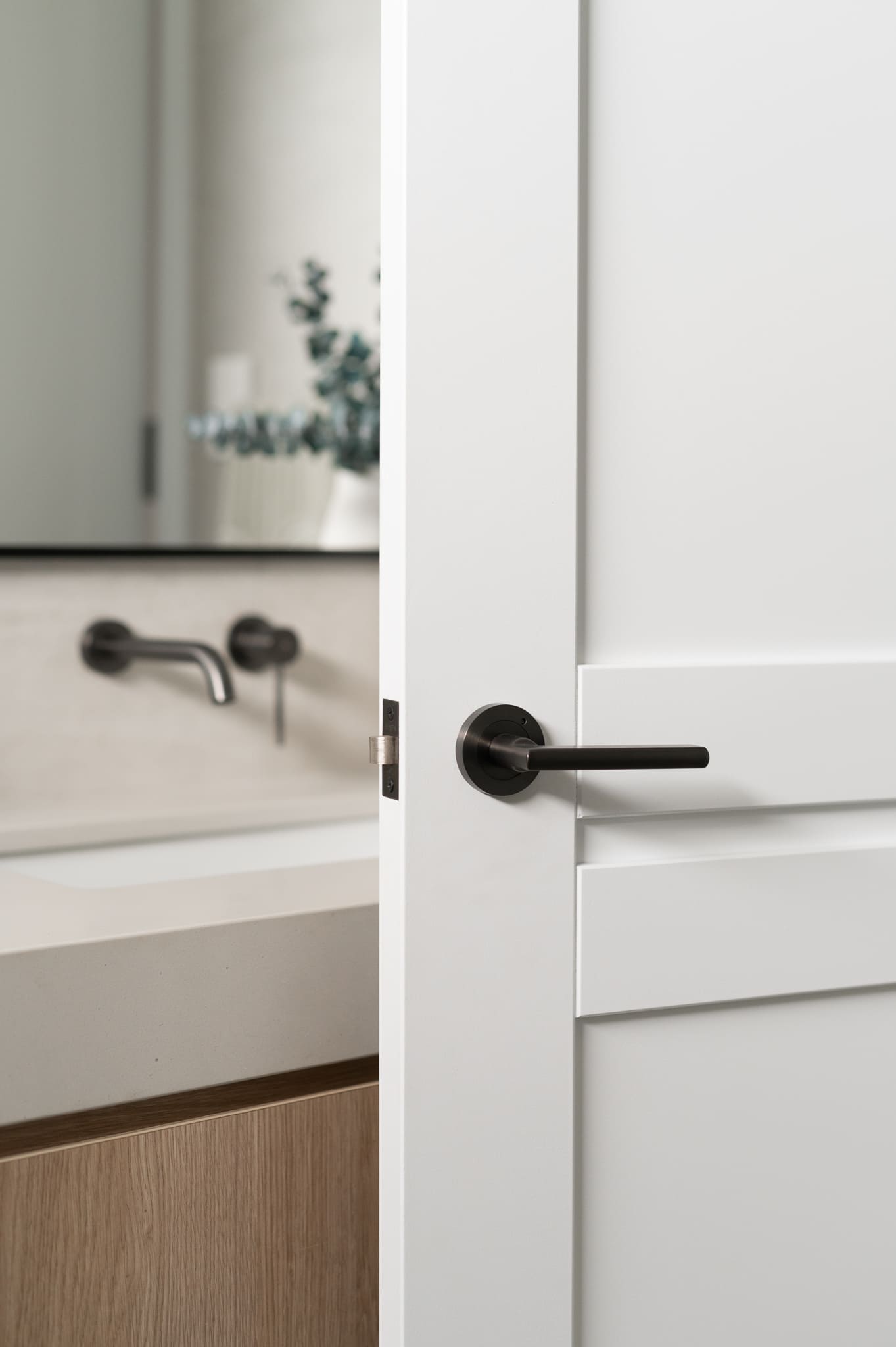 Zanda Epic Internal Handle - Gun Metal (Graphite Nickel) - Doors Delivered